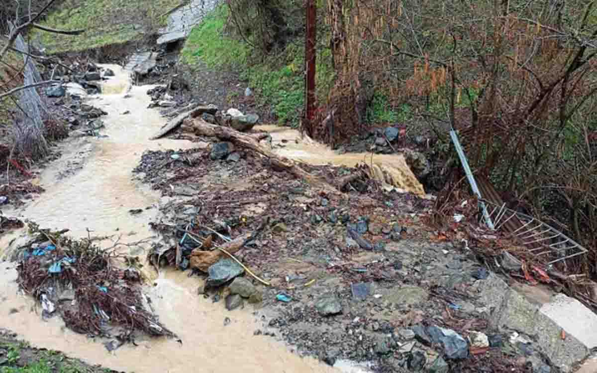 Μετέωρα: Πολλά προβλήματα προκάλεσαν οι πρόσφατες βροχοπτώσεις σε ...